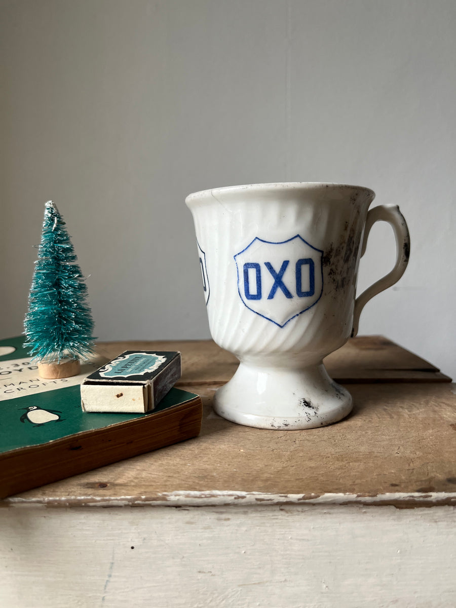 Vintage OXO Cup Candle, Oud and Pomegranate – Lost and loved